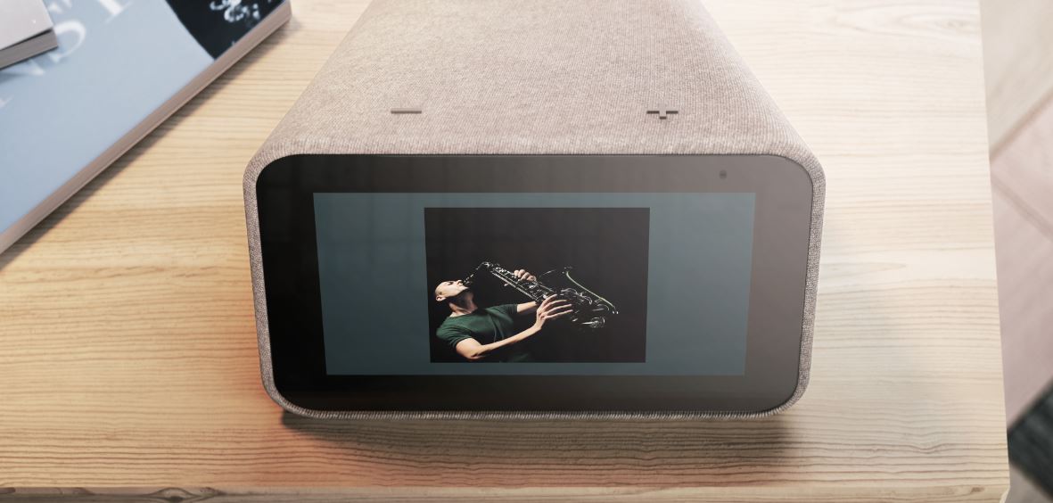 Lenovo™ introduces Smart Clock with Google Assistant and Smart ...