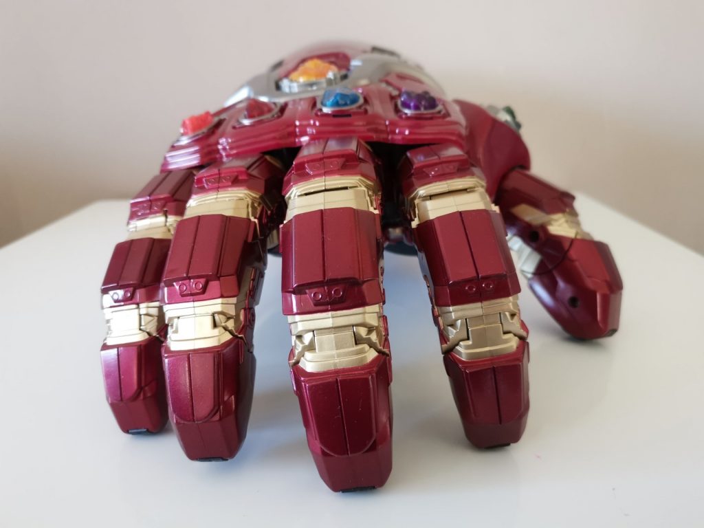 Marvel Avenger's Power Gauntlet Review #LegendSeries - Impulse Gamer