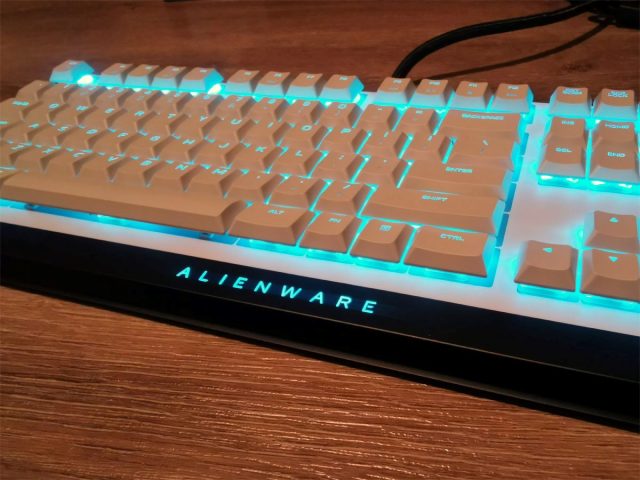 Alienware 510K Low-Profile RGB Mechanical Gaming Keyboard Review ...