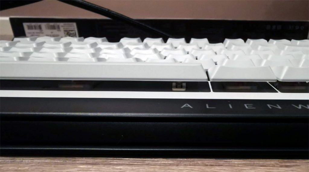 Alienware 510K Low-Profile RGB Mechanical Gaming Keyboard Review ...