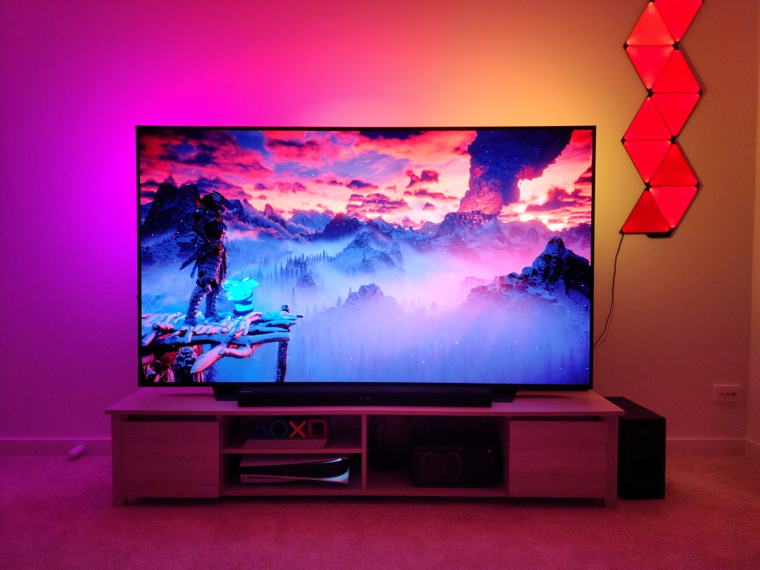 Philips Hue Play Gradient Lightstrip for PC and TV Review - Impulse Gamer