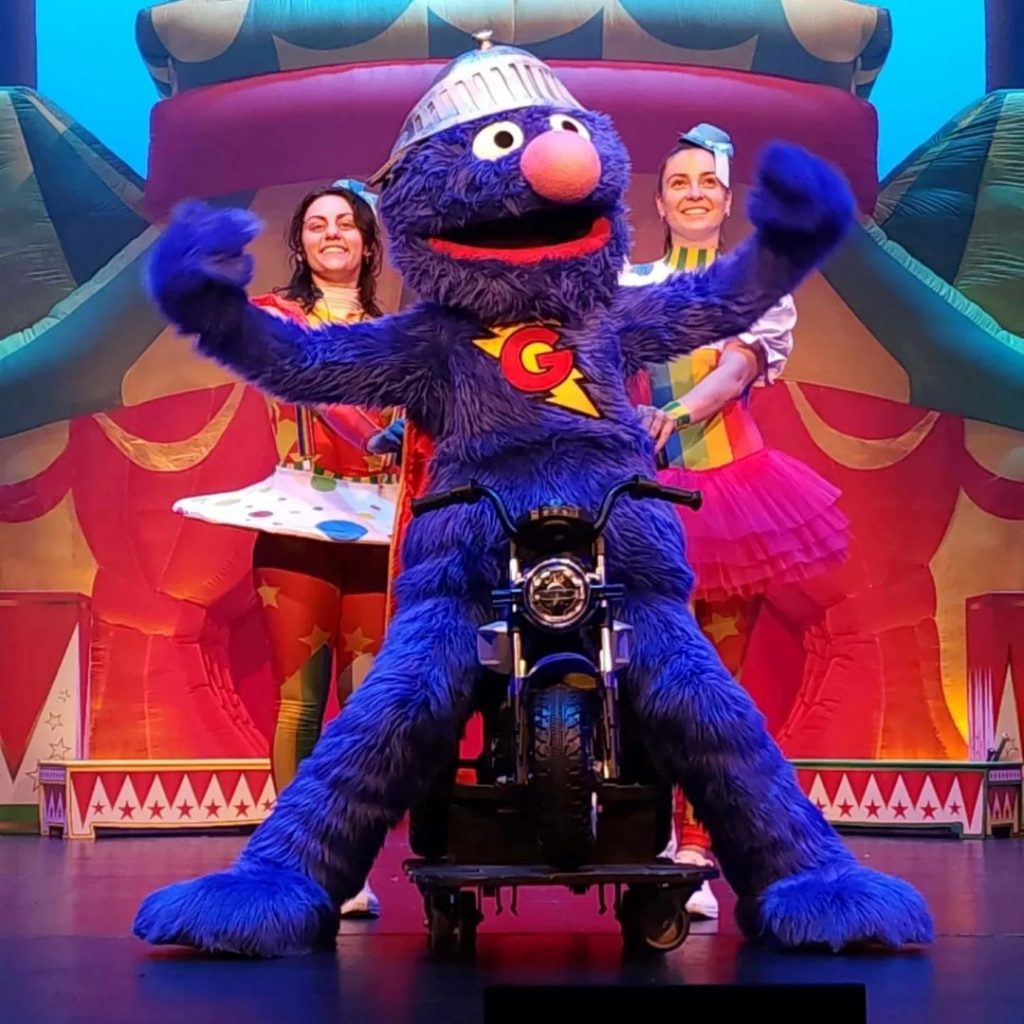 Sesame Street Elmo's Circus Dream Review (2023) - Impulse Gamer