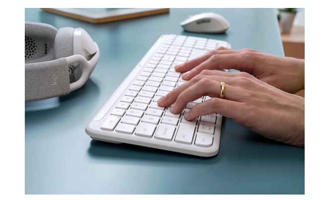 Logitech Unveils Signature Slim Keyboard Combo to Seamlessly Flow ...