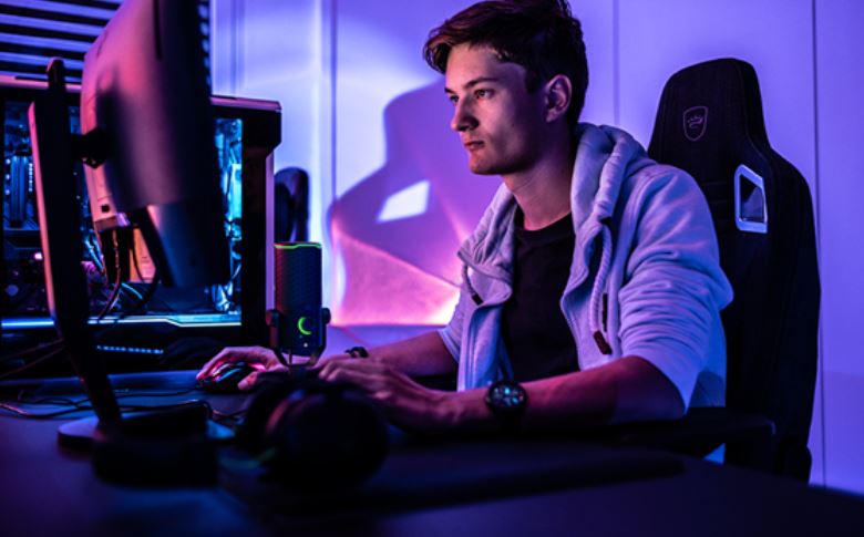 JBL Quantum Launches New Stream Microphones - Impulse Gamer