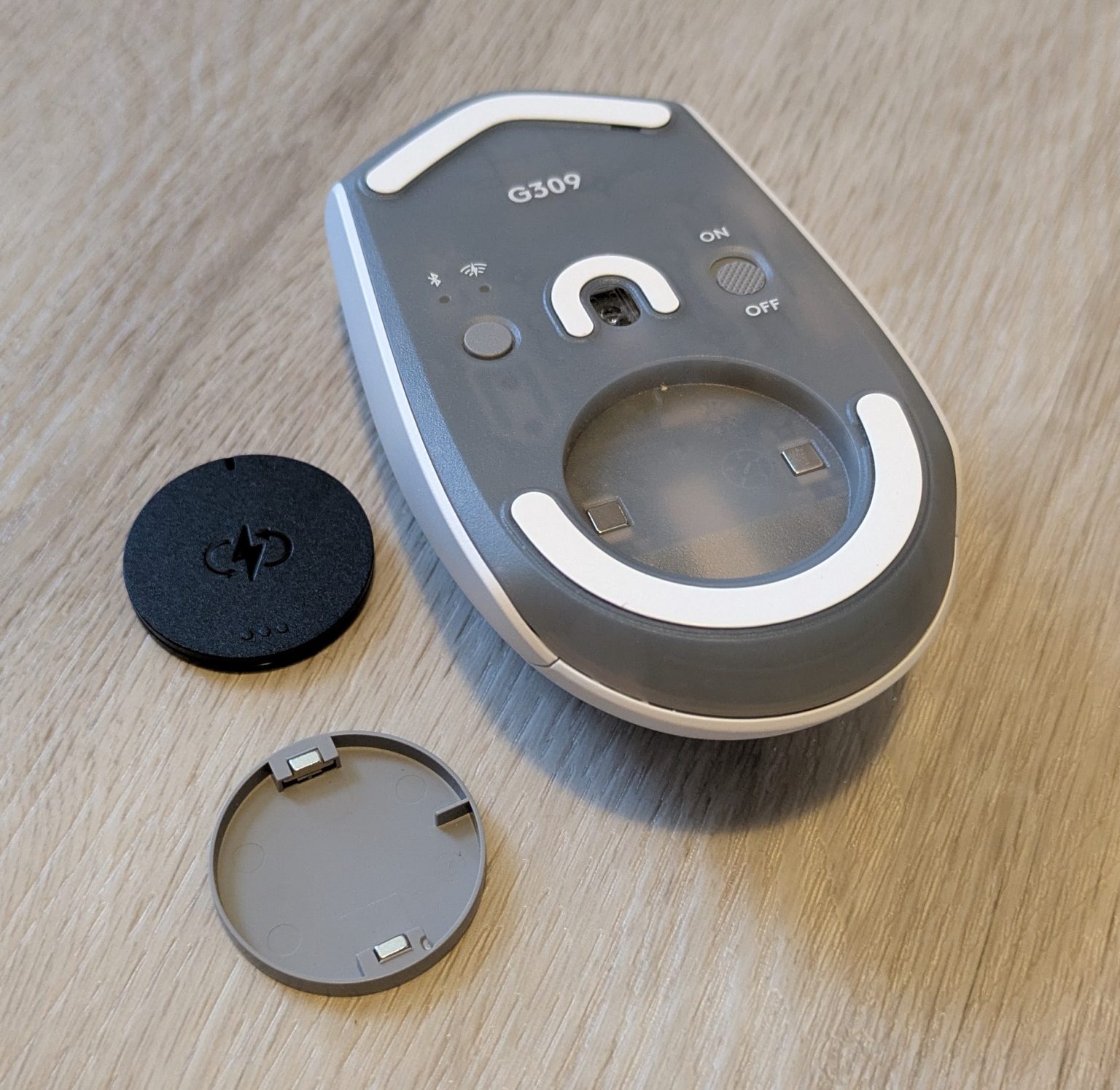 Logitech Powerplay 2 Review… cutting the cords, again! - Impulse Gamer