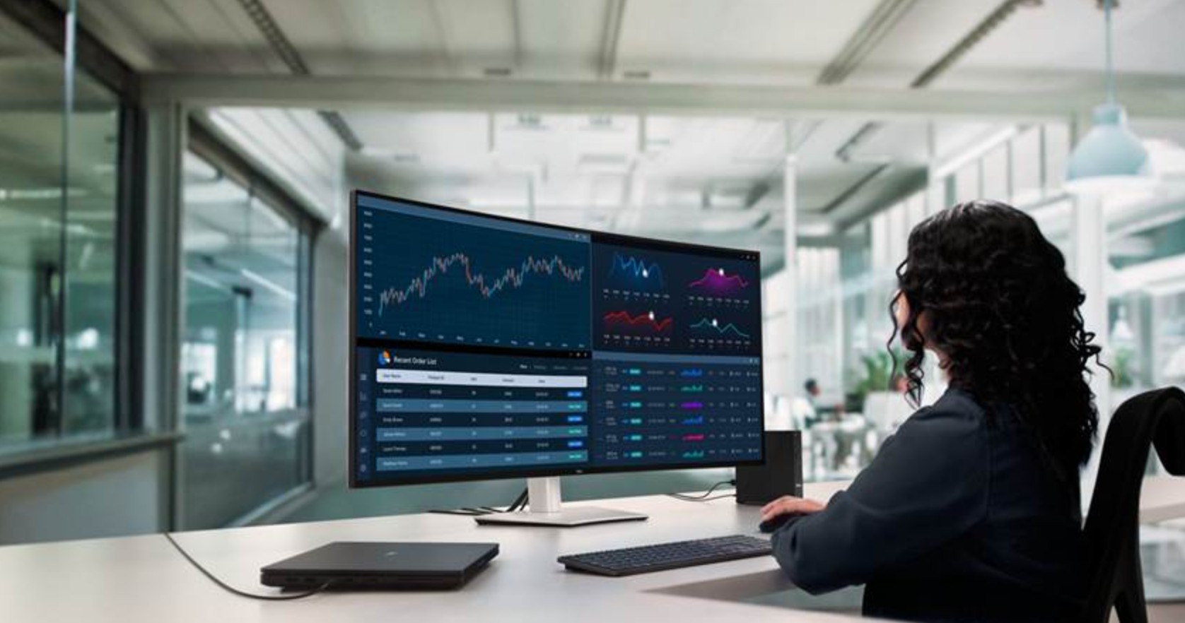 Dell Unveils New UltraSharp Monitors with World-First Innovations ...